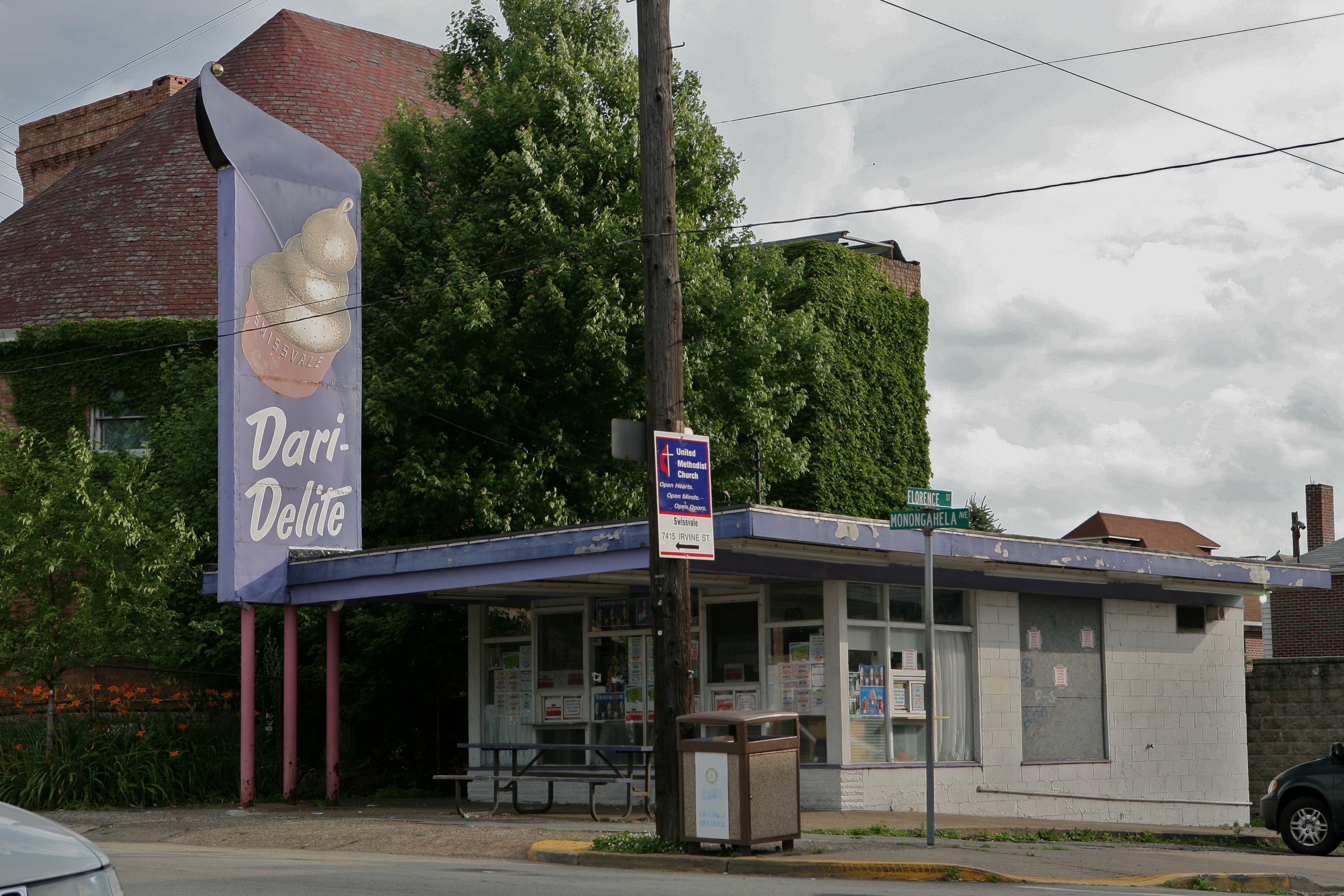 Swissvale Dari Delite – Ruth E. Hendricks Photography