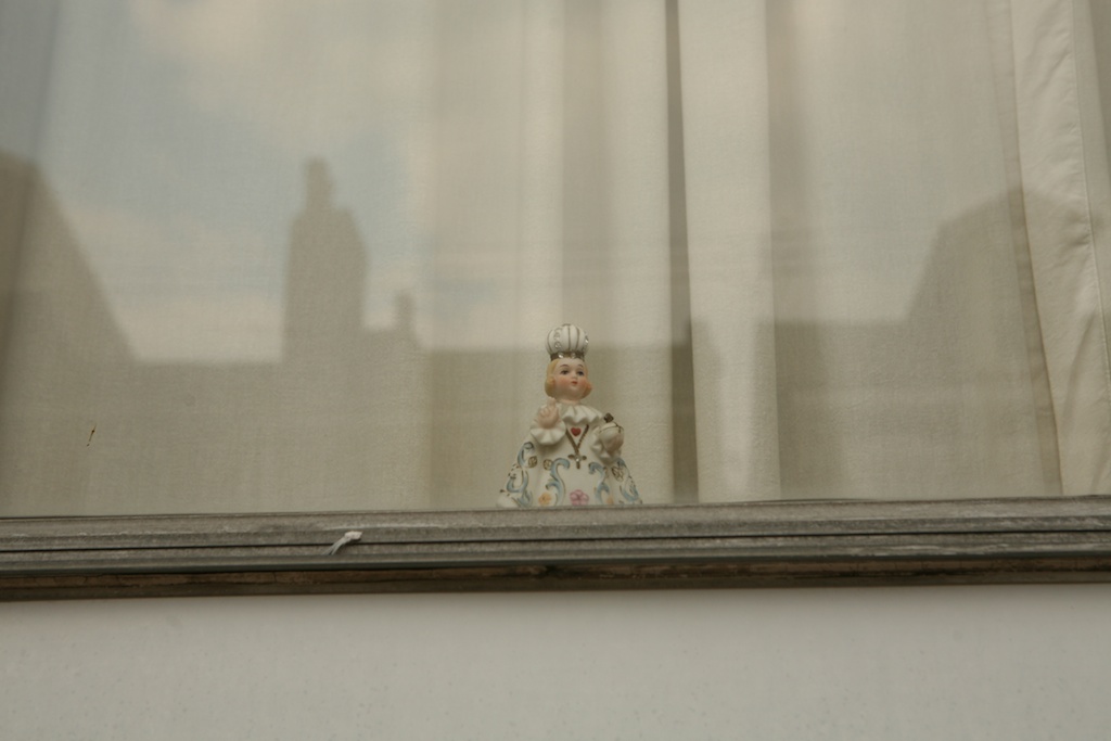 South Side Window Scene – Ruth E. Hendricks Photography