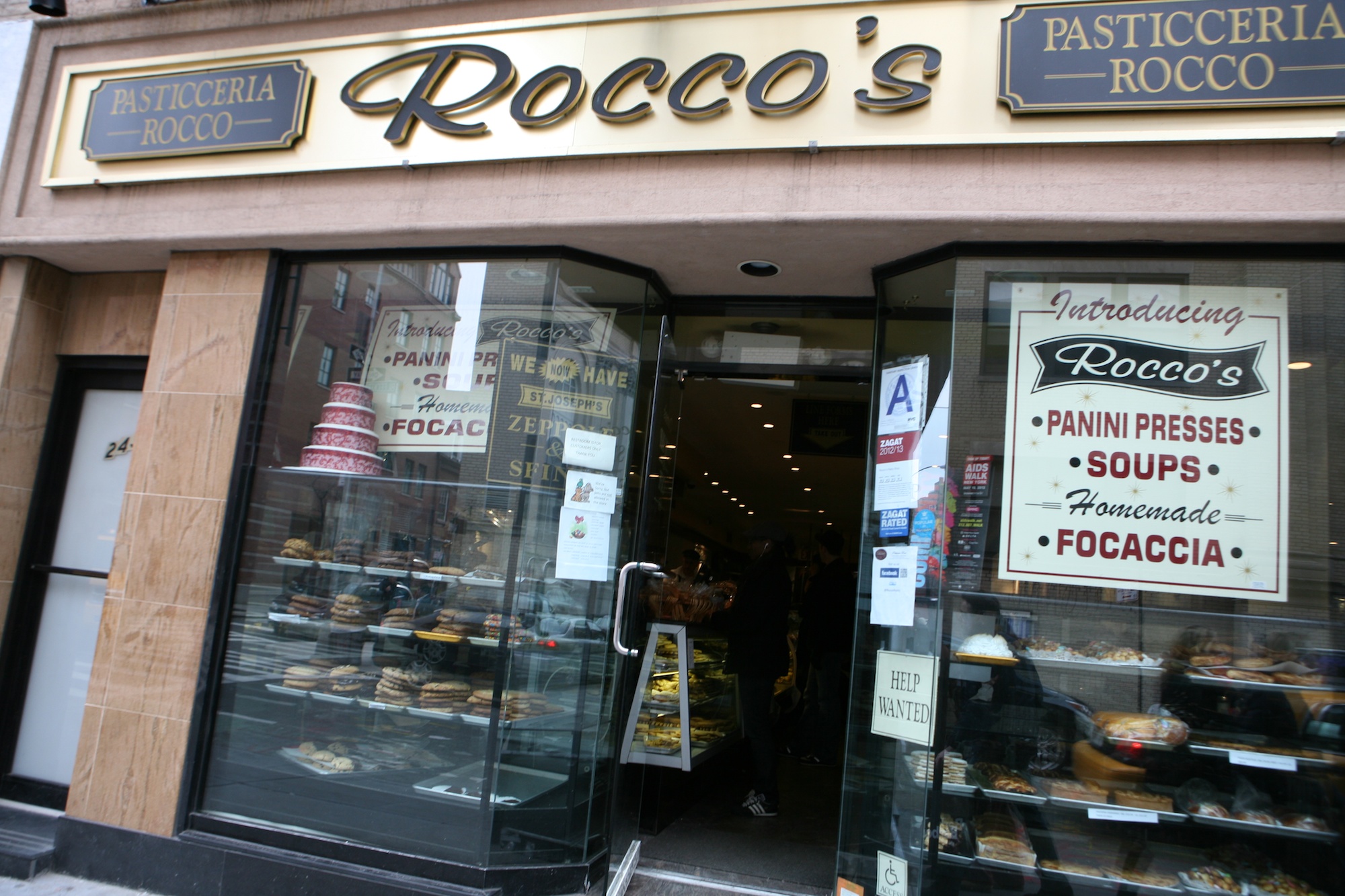 Rocco’s Storefront – Ruth E. Hendricks Photography
