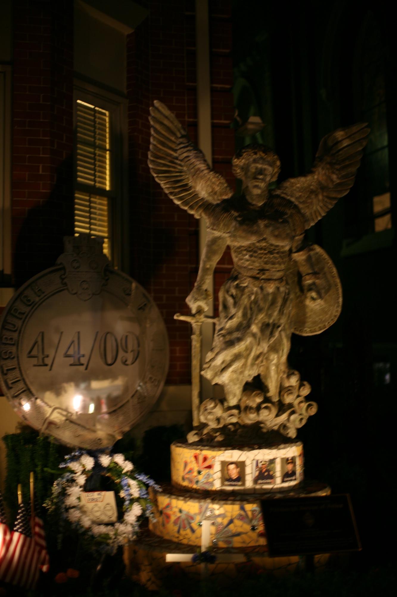 st. michael memorial statue – Ruth E. Hendricks Photography