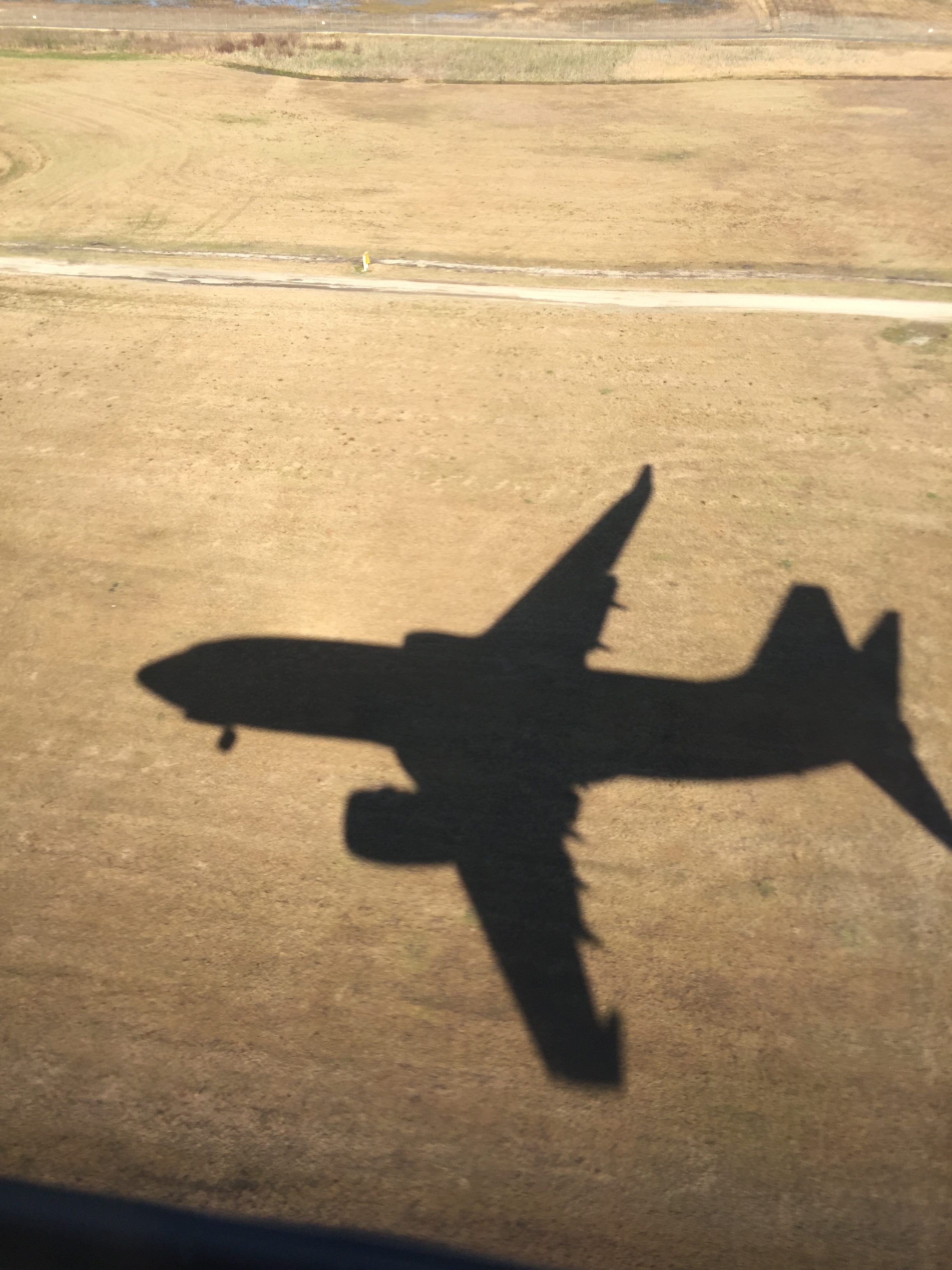 Flying Shadow – Ruth E. Hendricks