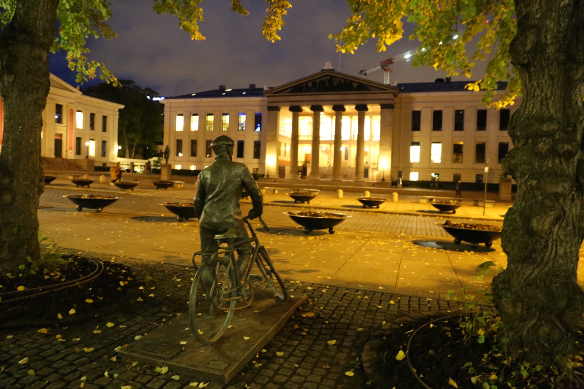 One Night in Oslo – Ruth E. Hendricks Photography