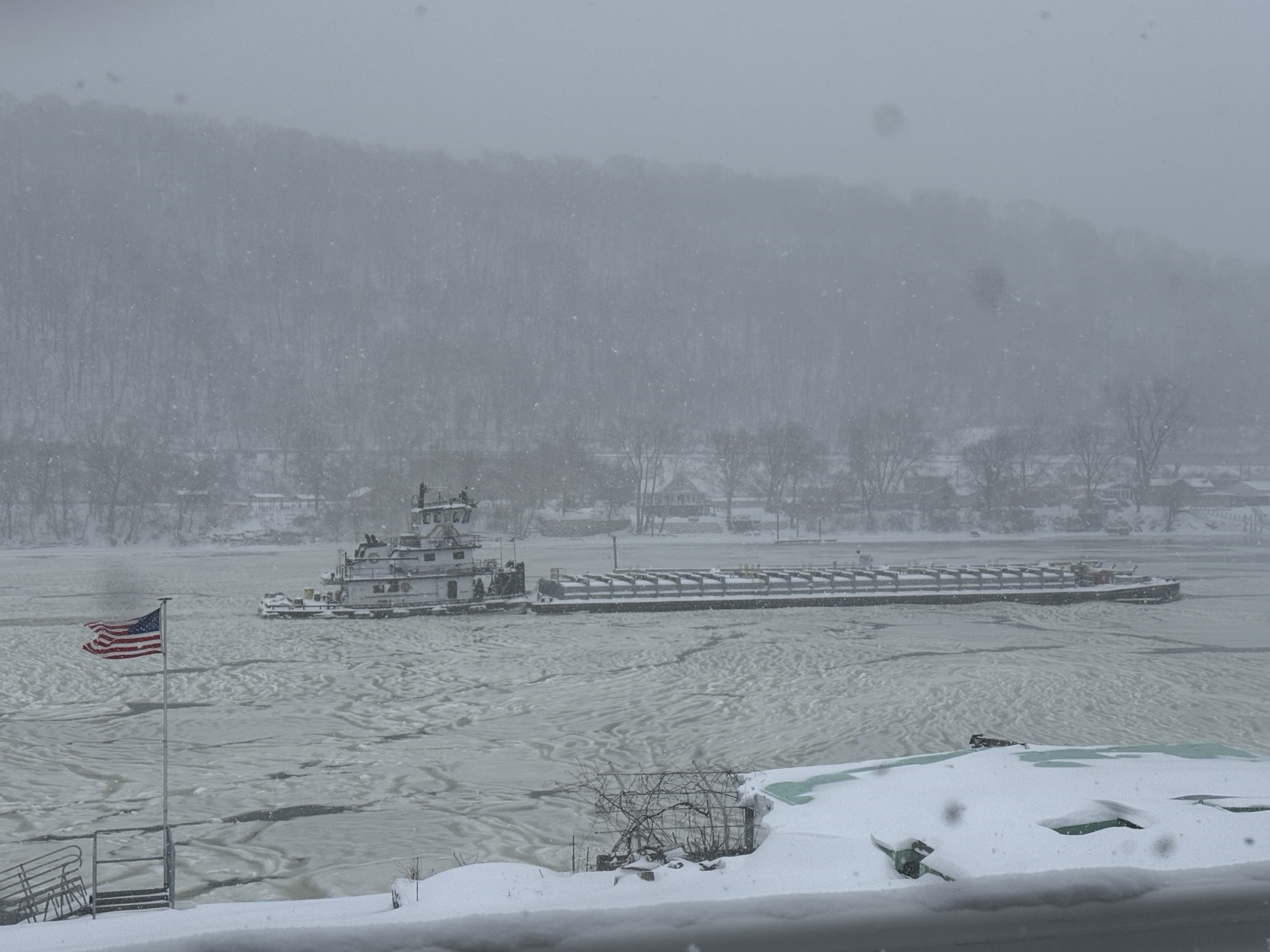 Tug Boat on the Ohio River – Ruth E. Hendricks